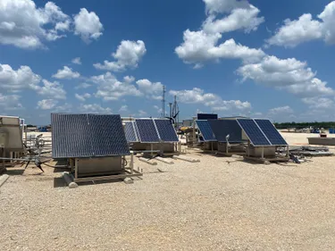 250W 600V Solar Panels Skids w/ Battery Storage